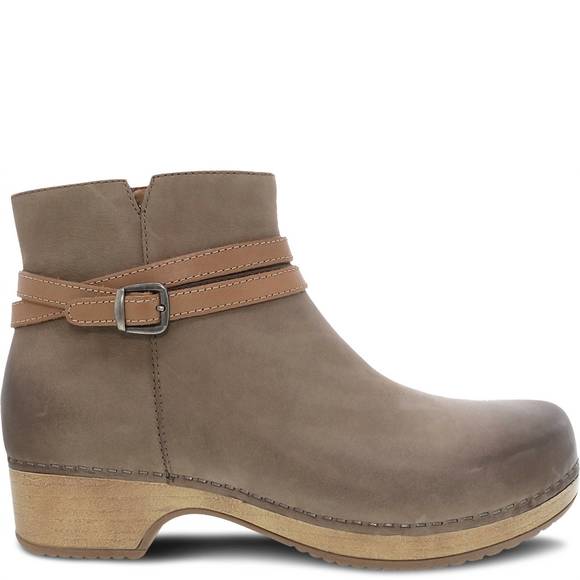 Dansko | Shoes | New Dansko Womens Brook Burnished Nubuck Boots In ...